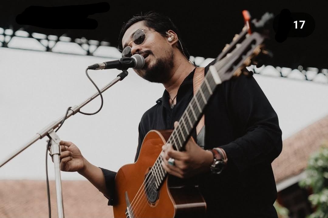 Lirik dan Makna 'Bunga Abadi' oleh Rio Clappy: Cinta yang Tak Pernah Pudar